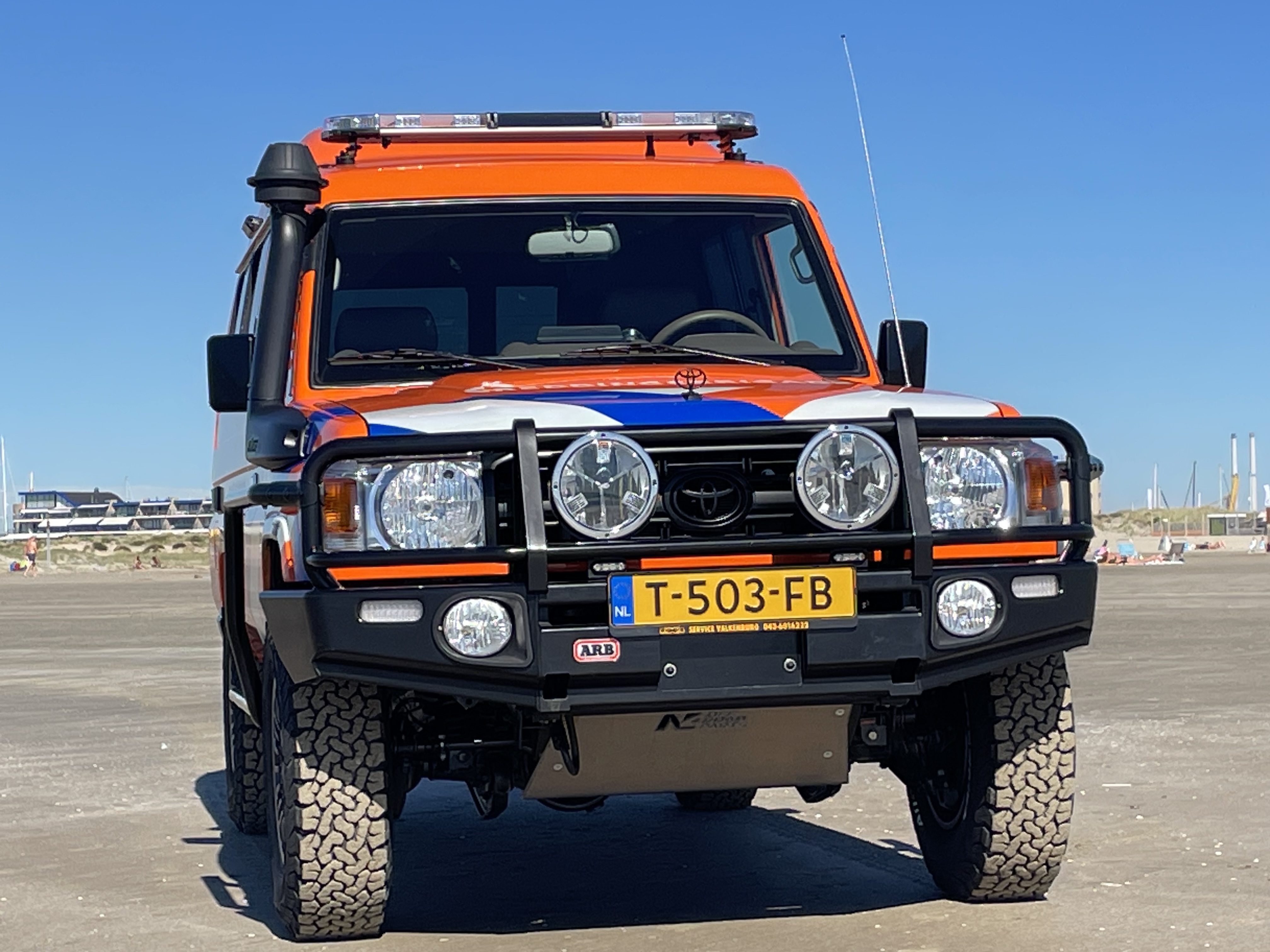 Nederlandse Reddingsbrigade - Toyota Landcruiser strandvoertuig | Marelko